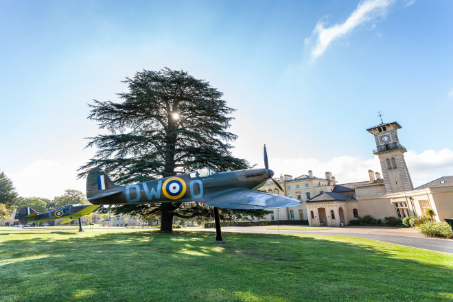 Friday Morning Talks: Repeat, Please! Poles and Czechoslovaks in the ...